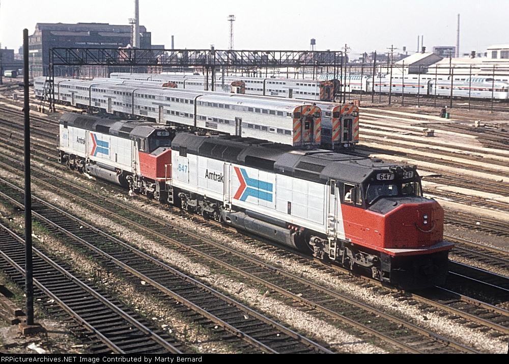 AMTK 647 and 611 Taken From The Roosevelt Road Bridge